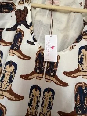 Pink Chicken | Dresses | Pink Chicken White Dress With Brown Navy ...